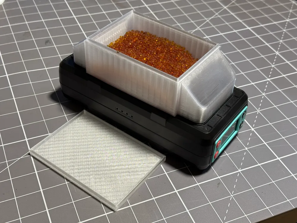 Drying Box for Polydryer—A drying box for drying silica gel desiccant using a Polydryer by ...