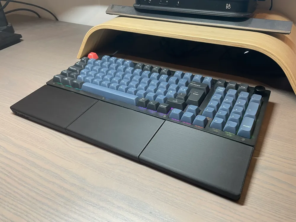 Angled Palm Rest (3-Part Design - Keychron V5) - Free 3D Print Model ...