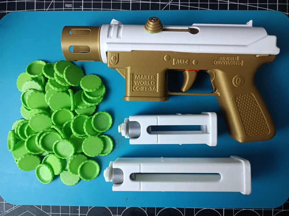 TEC-9 mini disc shooter by QYM 3D 脑洞造物秦一鸣 MakerWorld: Download Free 3D ...