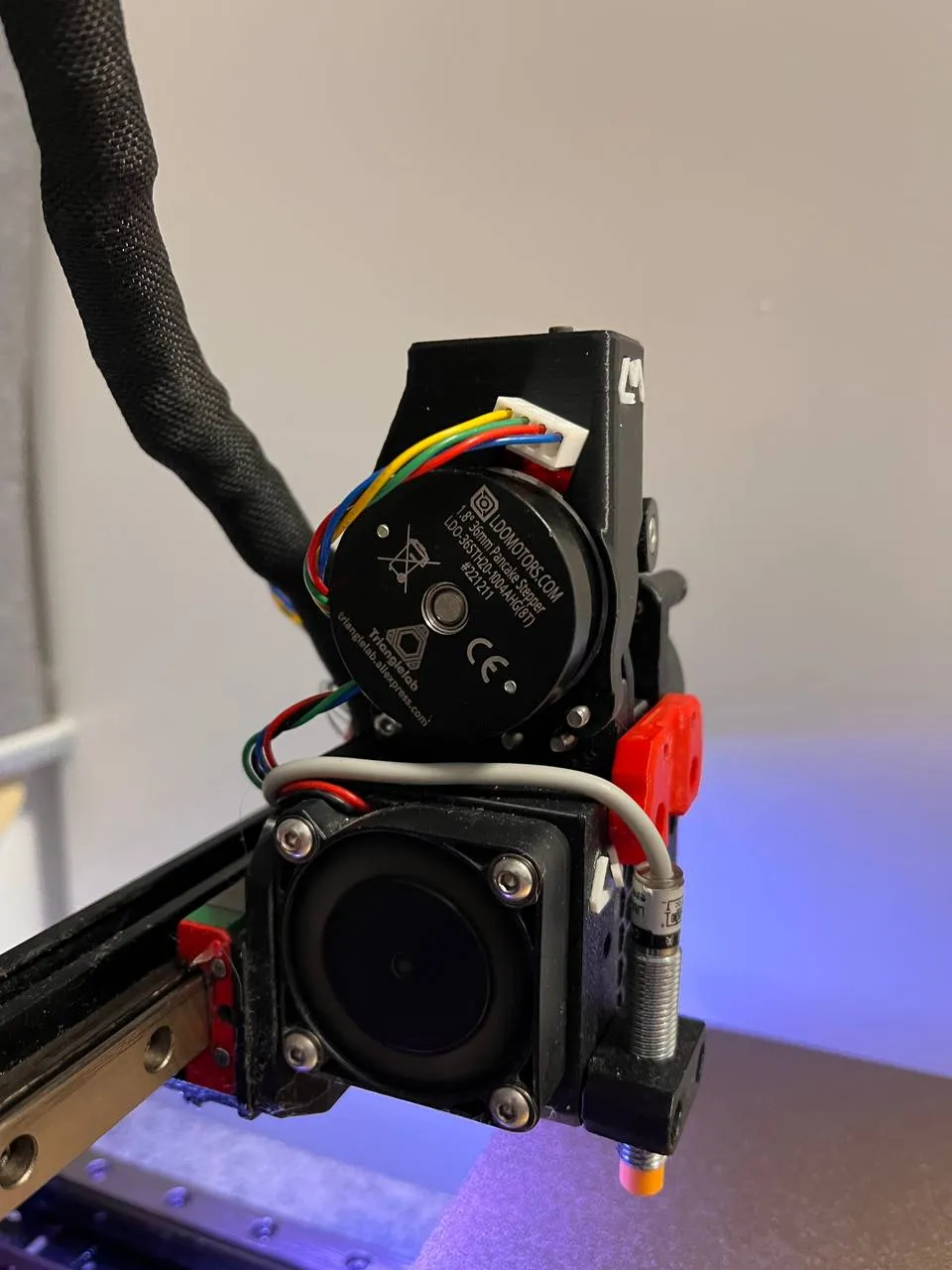 LDO filament sensor for Sailfin extruder (mirror) Remixed by LMaker ...