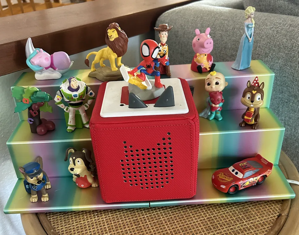 Tonies Stage - Free 3D Print Model - MakerWorld