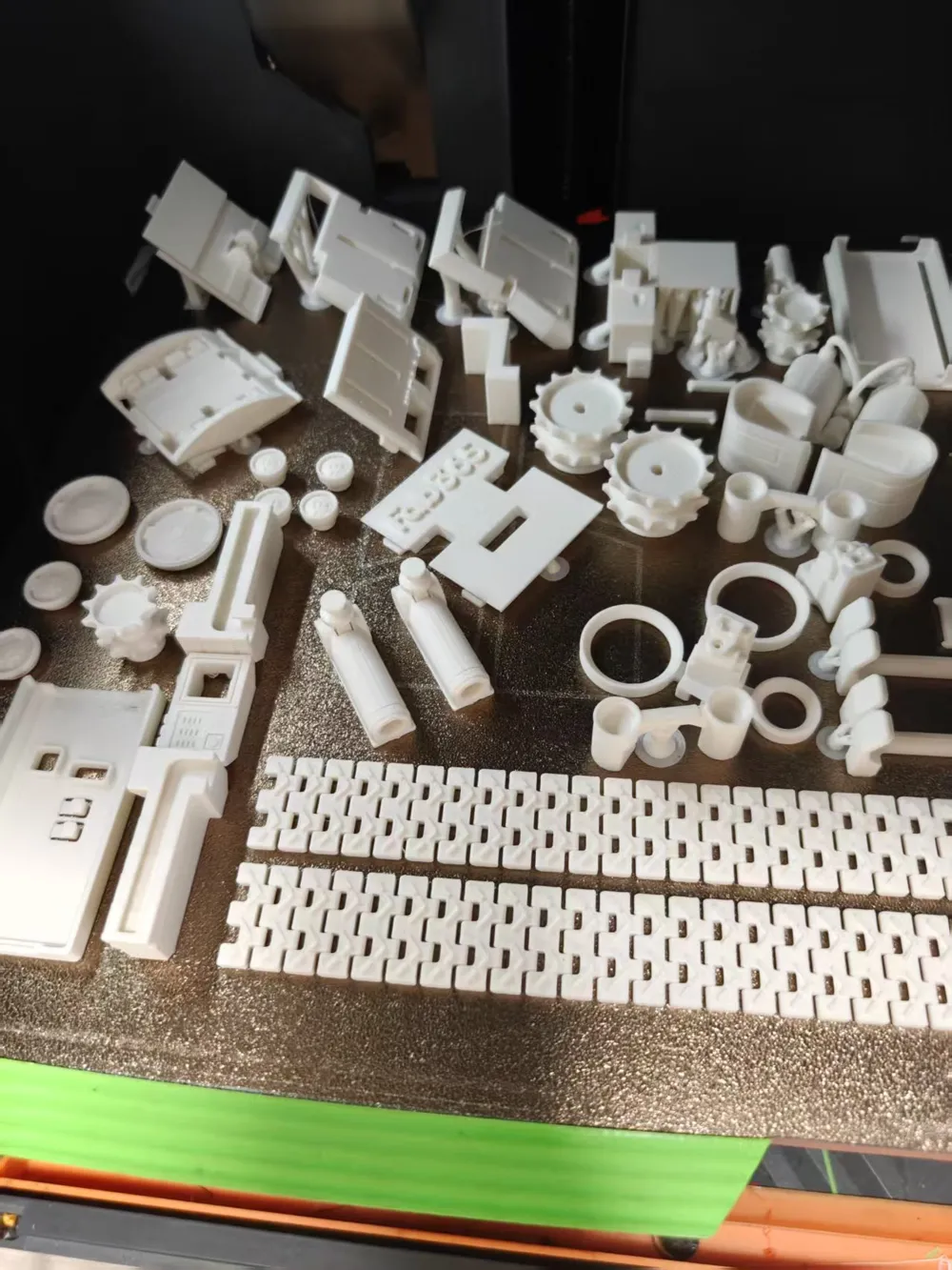 AI Wall-E robot - Free 3D Print Model - MakerWorld