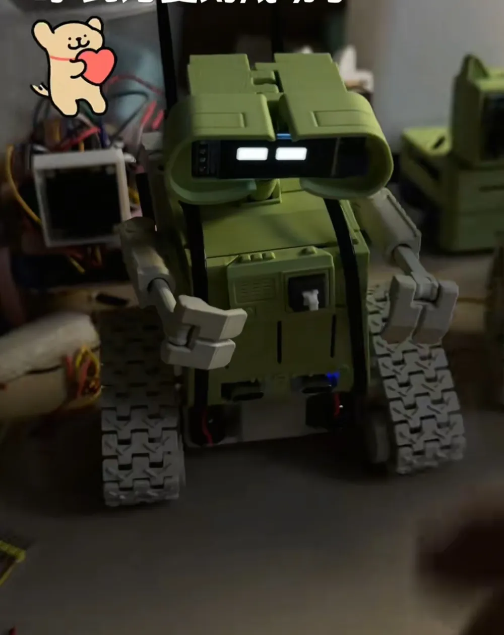 AI Wall-E robot - Free 3D Print Model - MakerWorld