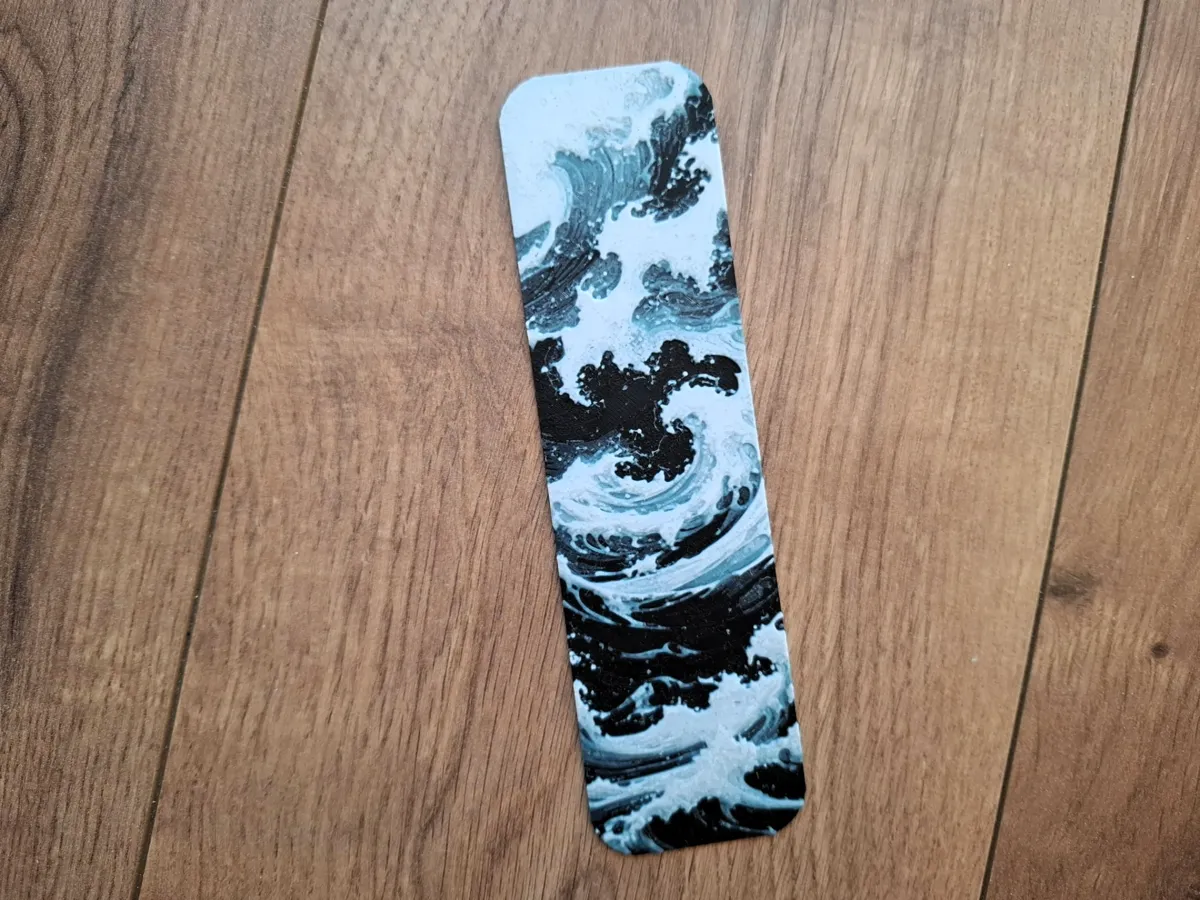 Ocean waves bookmark - Free 3D Print Model - MakerWorld