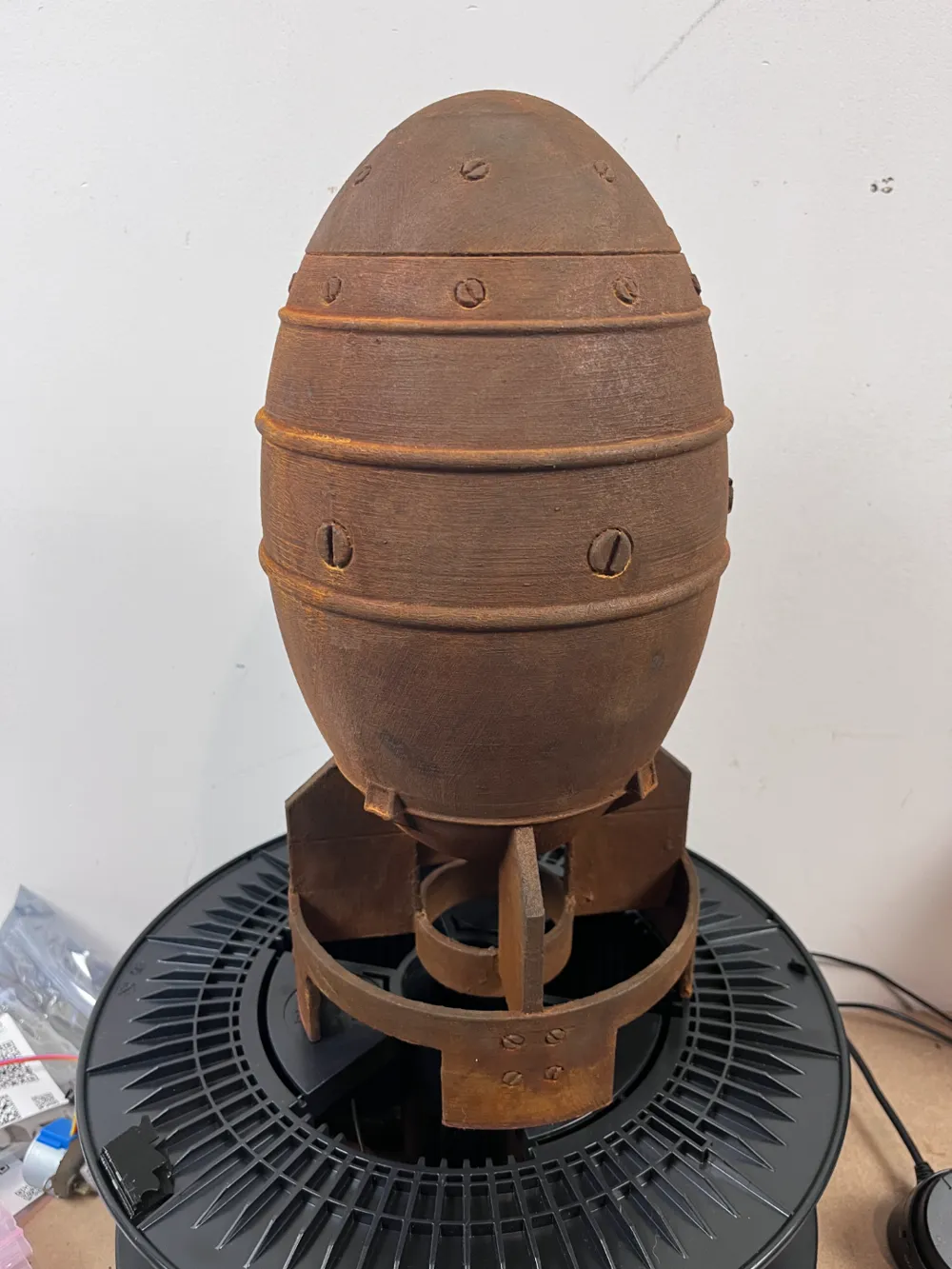 Fallout Mini Nuke - pigybank/storage box by tomaszfortyfour MakerWorld ...