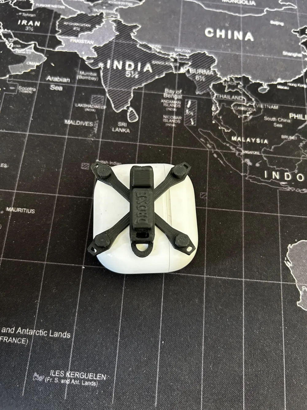 FPV drone keychain - Free 3D Print Model - MakerWorld