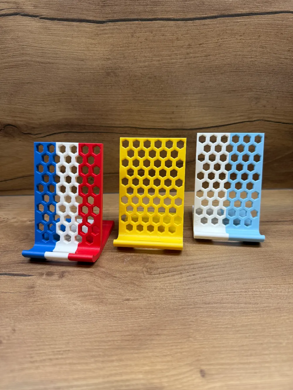Phone or tablet stand by mika - MakerWorld