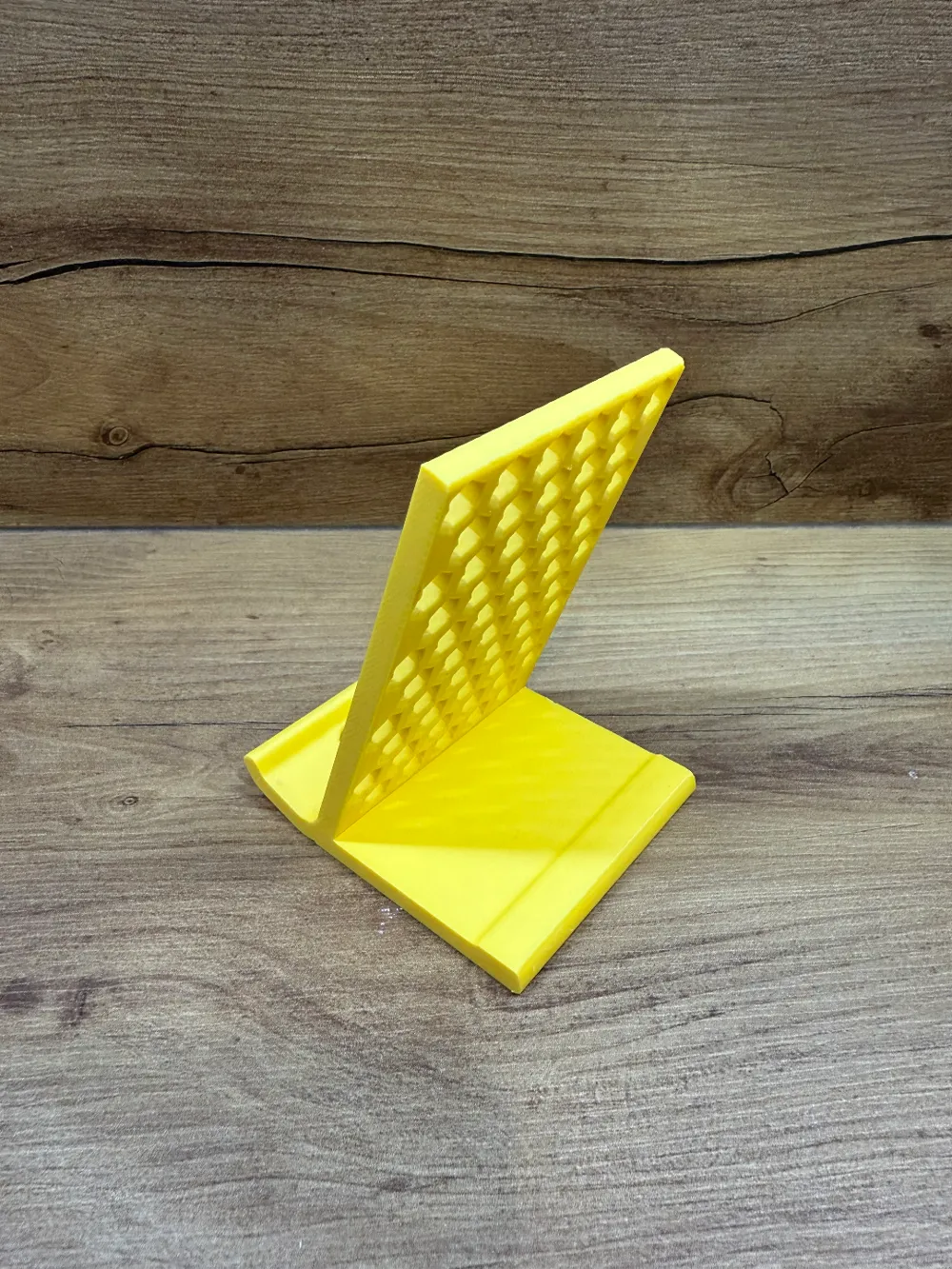 Phone or tablet stand by mika - MakerWorld