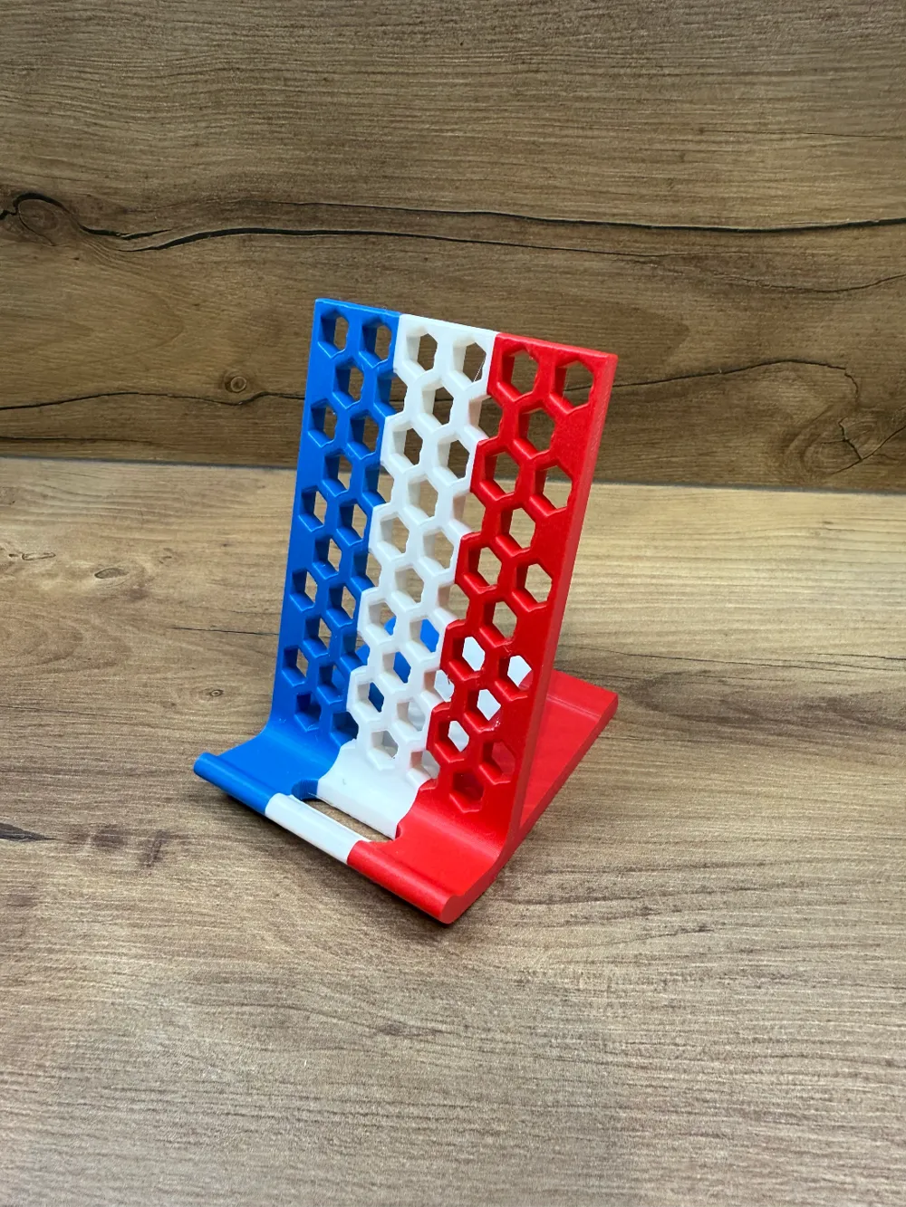 Phone or tablet stand by mika - MakerWorld