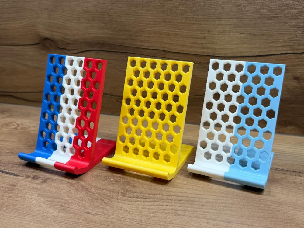 Phone or tablet stand by mika - MakerWorld