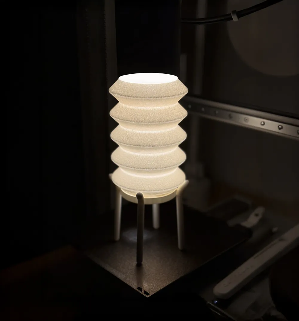 Soft Coil Legged Lamp - Bambu Lab LED Lamp Kit by Sintonía Lab - MakerWorld