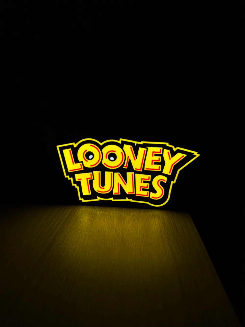 Looney Tunes support Bugs Bunny Urban Light box by makerlampit ...