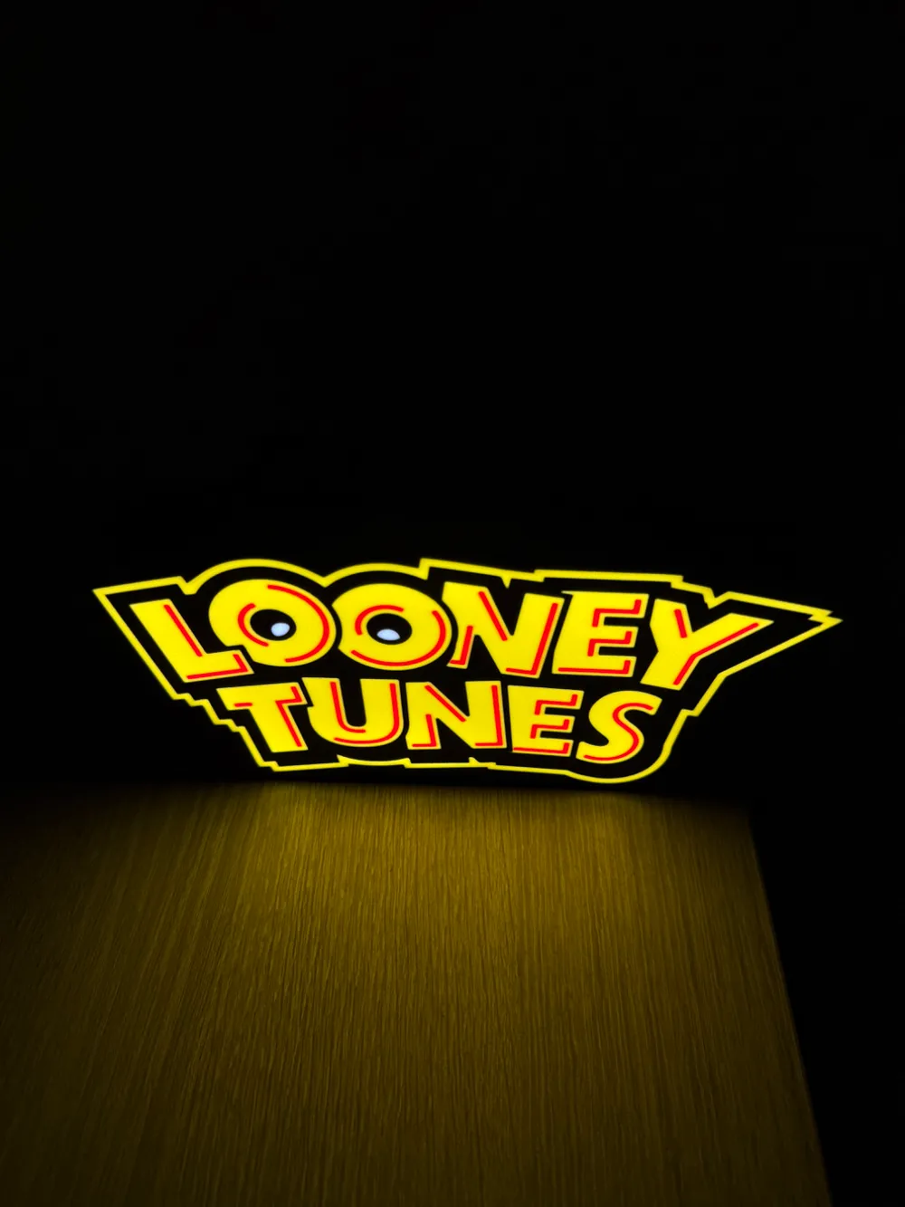 Looney Tunes support Bugs Bunny Urban Light box by ...