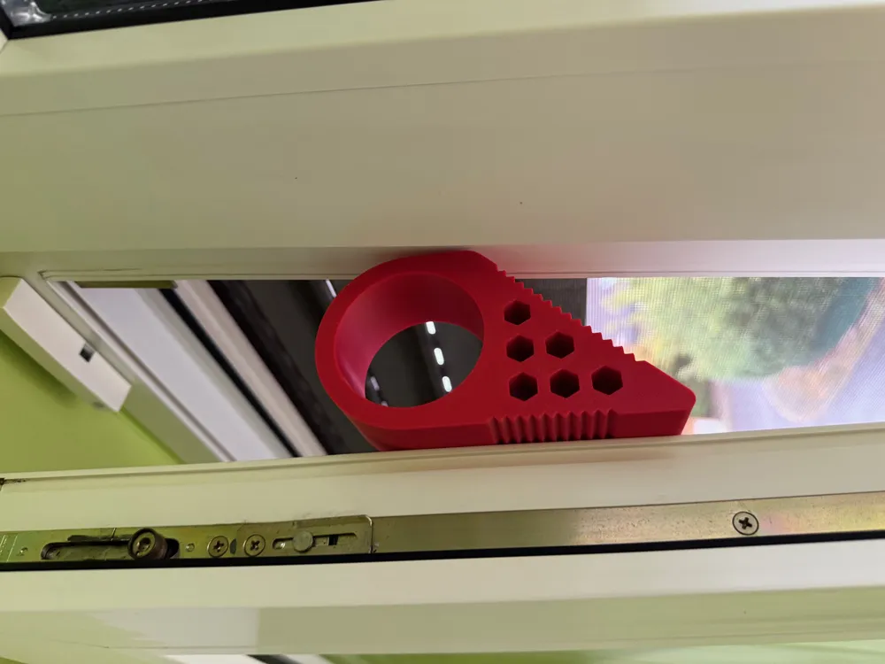Window wedge by Doc Tuc MakerWorld: Download Free 3D Models