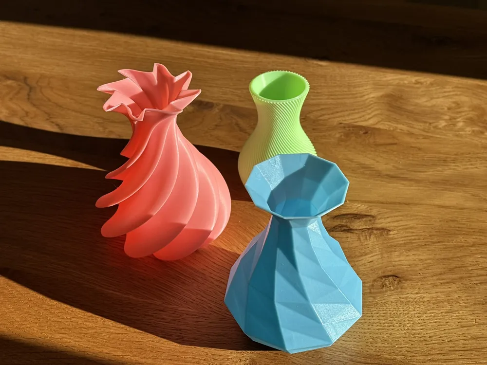 Glowing Magic Vases - Free 3D Print Model - MakerWorld