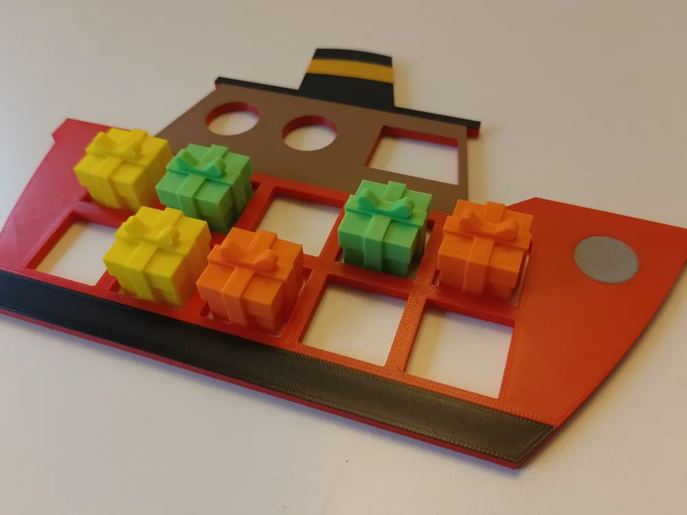 Steamboat with presents by Educational 3d games - MakerWorld