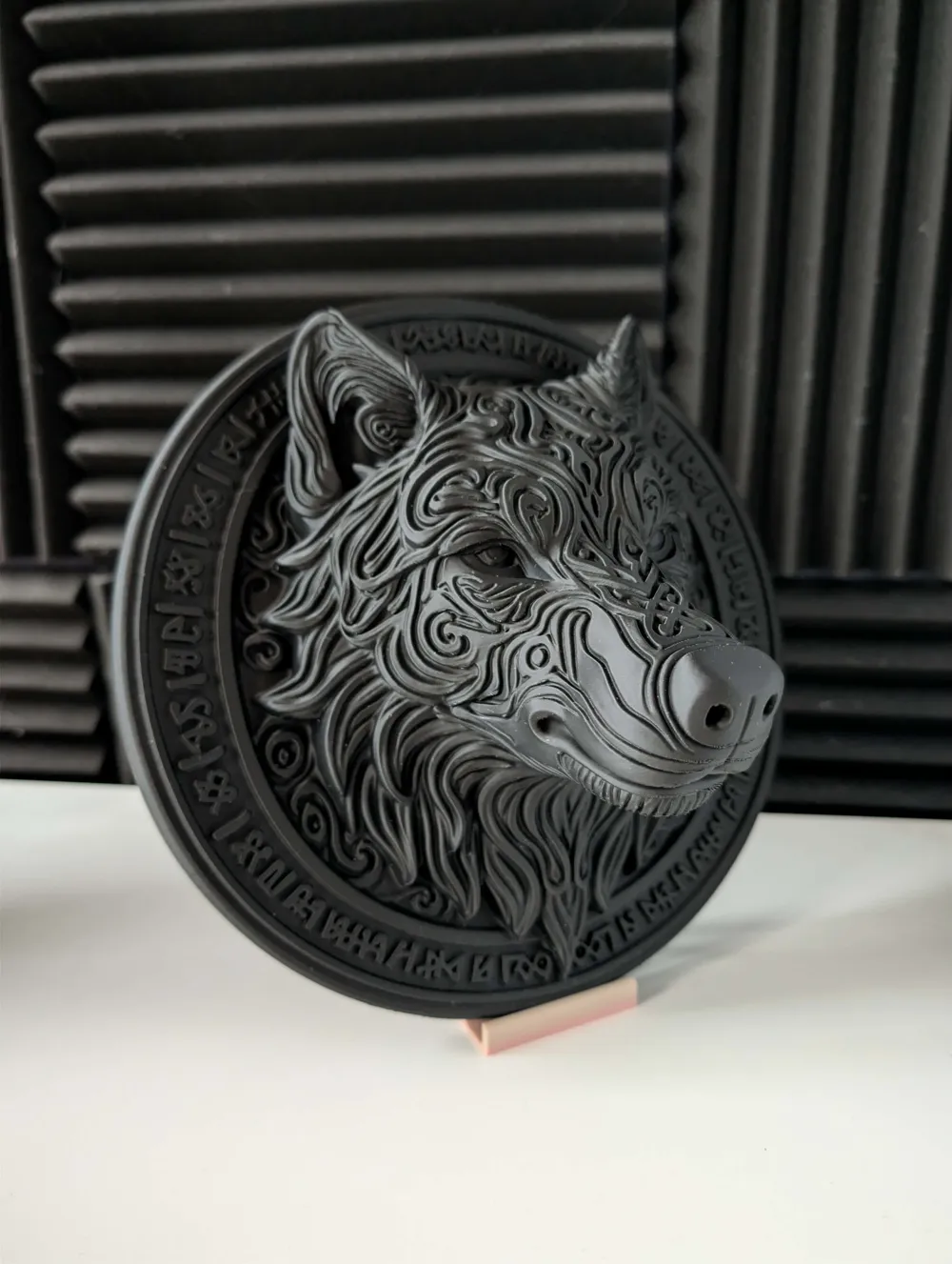 Fenrir Wolf Head Wall Relief – Viking Runes - Free 3D Print Model ...