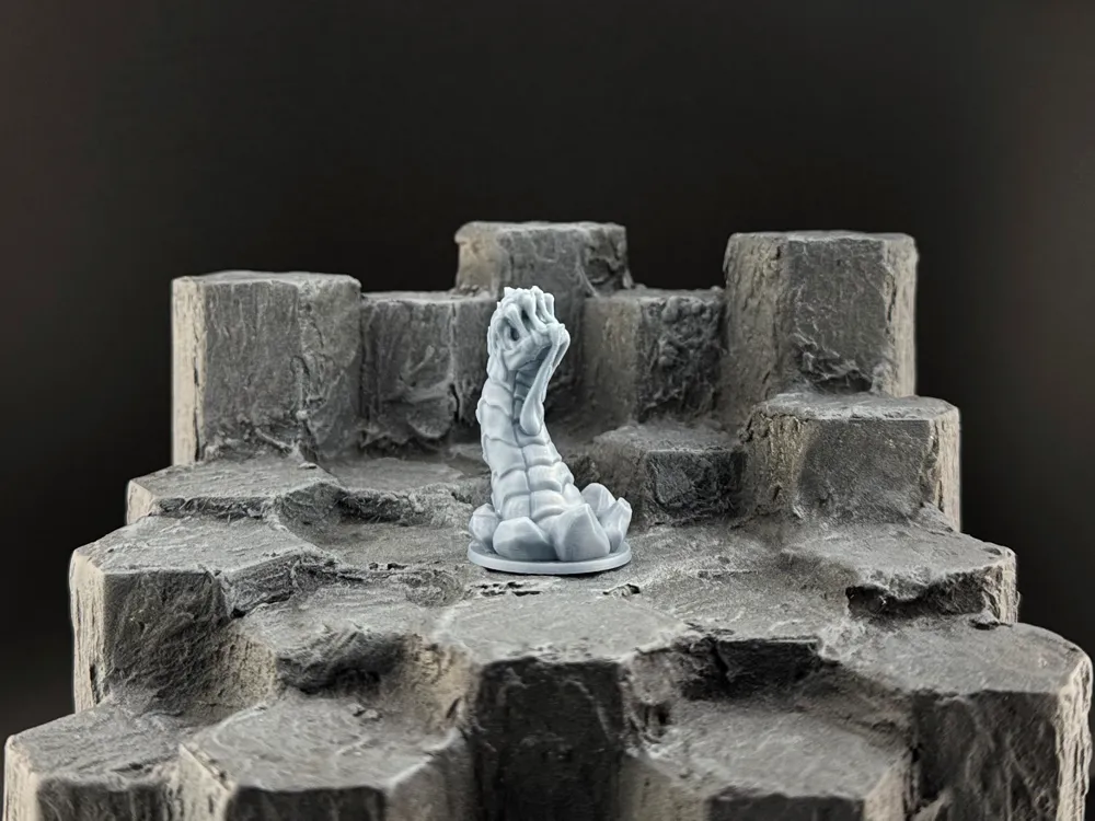 Worm Monster (Supportless - FDM Friendly) by MizugamesMakerWorld ...