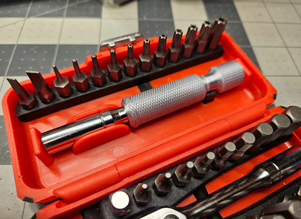 Icon Mini Ratchet Bit Driver Handle - Free 3D Print Model - MakerWorld