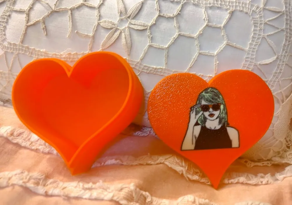 Taylor Swift Valentine's Day Heart Box by HIY12002 - MakerWorld