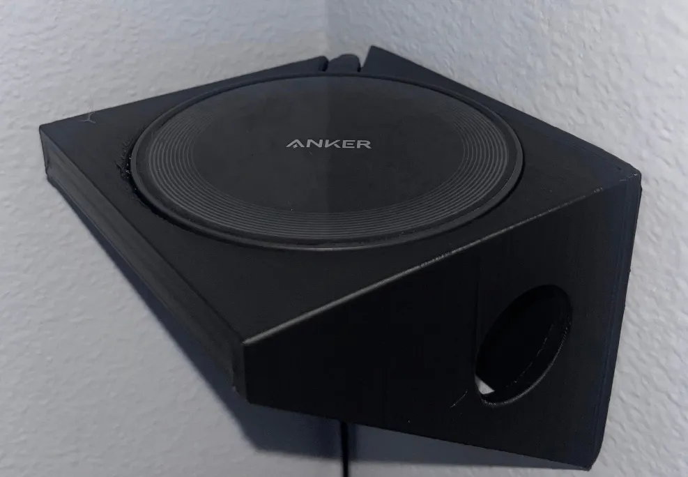 3.5" Wireless Charger Wall Mount by Urban 3D - MakerWorld