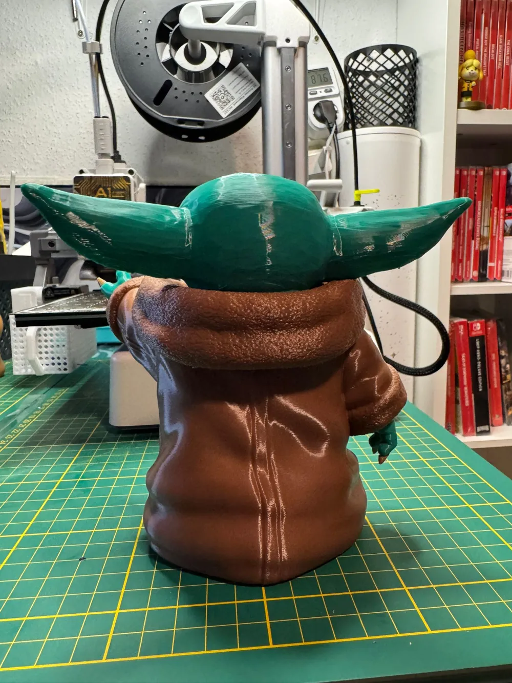 FULL Baby Yoda / Grogu model with Base, NO AMS! Remixed by Frank_druckt_3D_auf_TikTok MakerWorld ...
