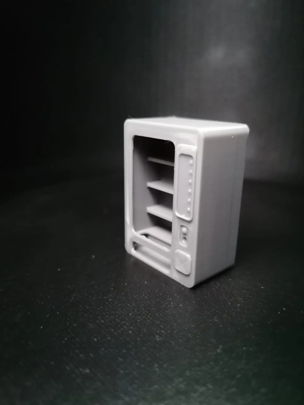 1/56 Scale Simple Vending Machine - Free 3D Print Model - MakerWorld
