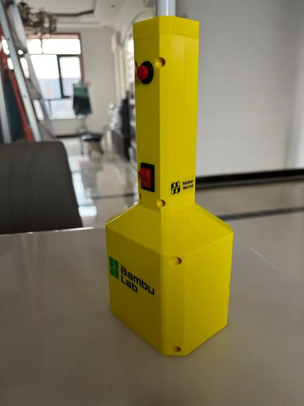 Cattle and pig prodder, electric shock stunner, harmless high-voltage ...