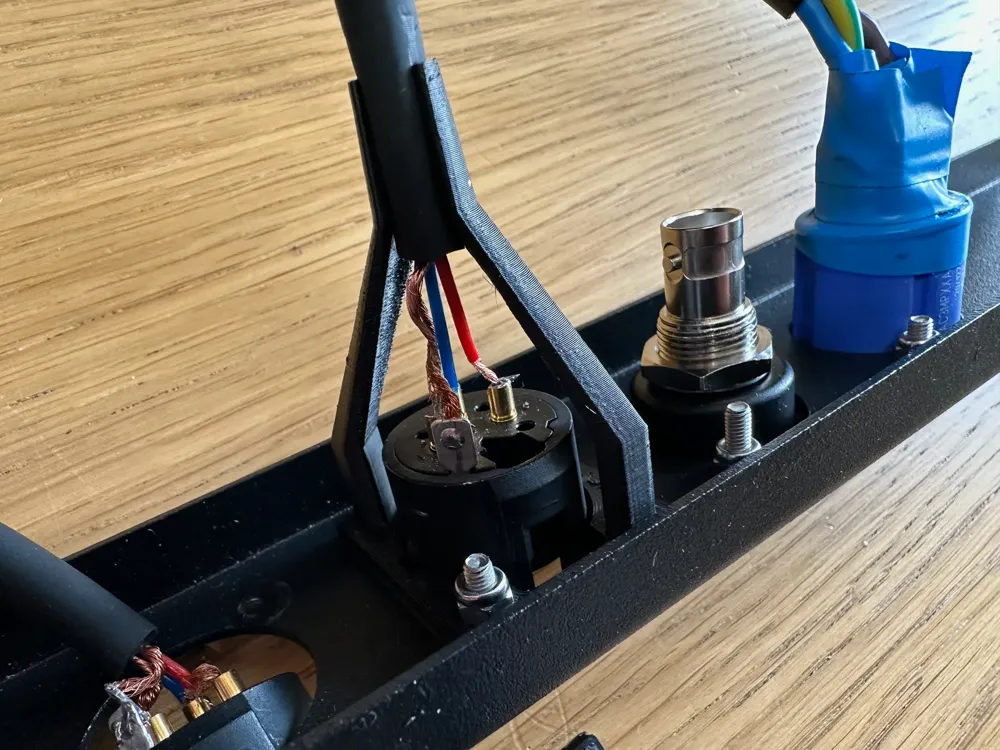 Neutrik D type XLR cable support - Free 3D Print Model - MakerWorld