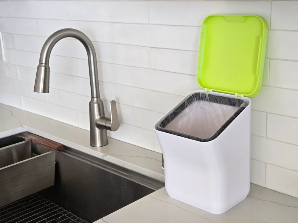 Kitchen Countertop Trash / Compost Bin - Free 3D Print Model - MakerWorld