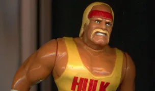 Hulk Hogan Bust Headphone Stand – Hasbro WWF S1 by ricflairandy ...