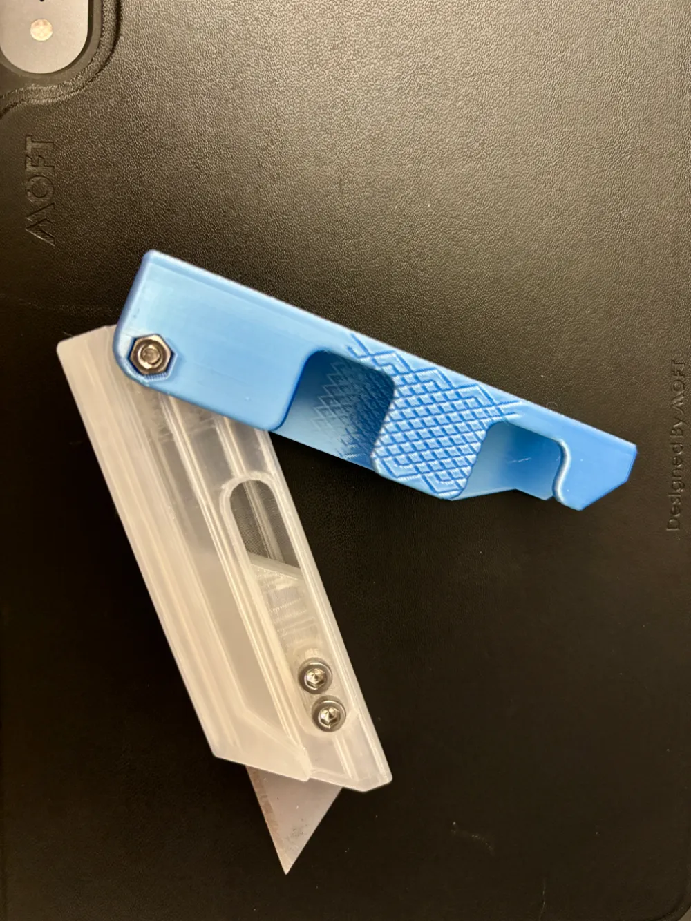 Utility Gravity Knife by panto - MakerWorld