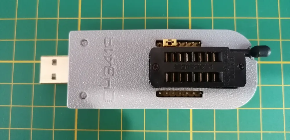 YJ board CH341A Serial/Memory Programmer Enclosure by Lestro MakerWorld: Download Free 3D Models