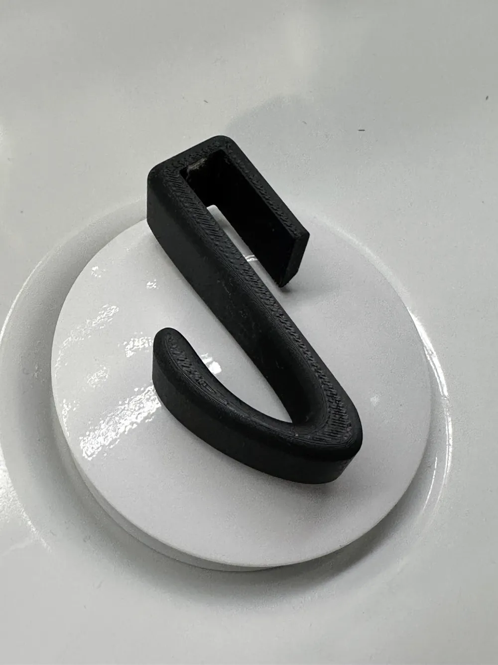 Hook for 8mm thick glass shower wall by Shmkr - MakerWorld