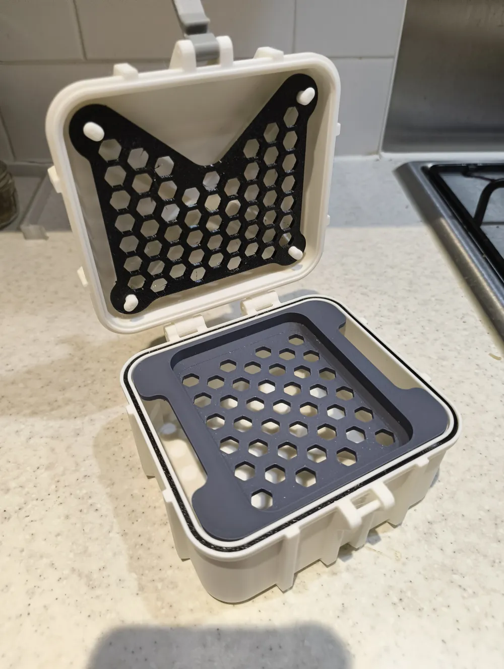 Fully Printed Rugged mini Hard Shell Case - Free 3D Print Model ...
