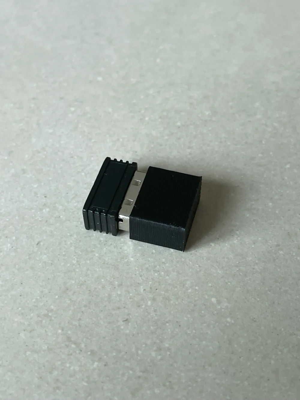 USB Dust Cover by Br0die3D - MakerWorld