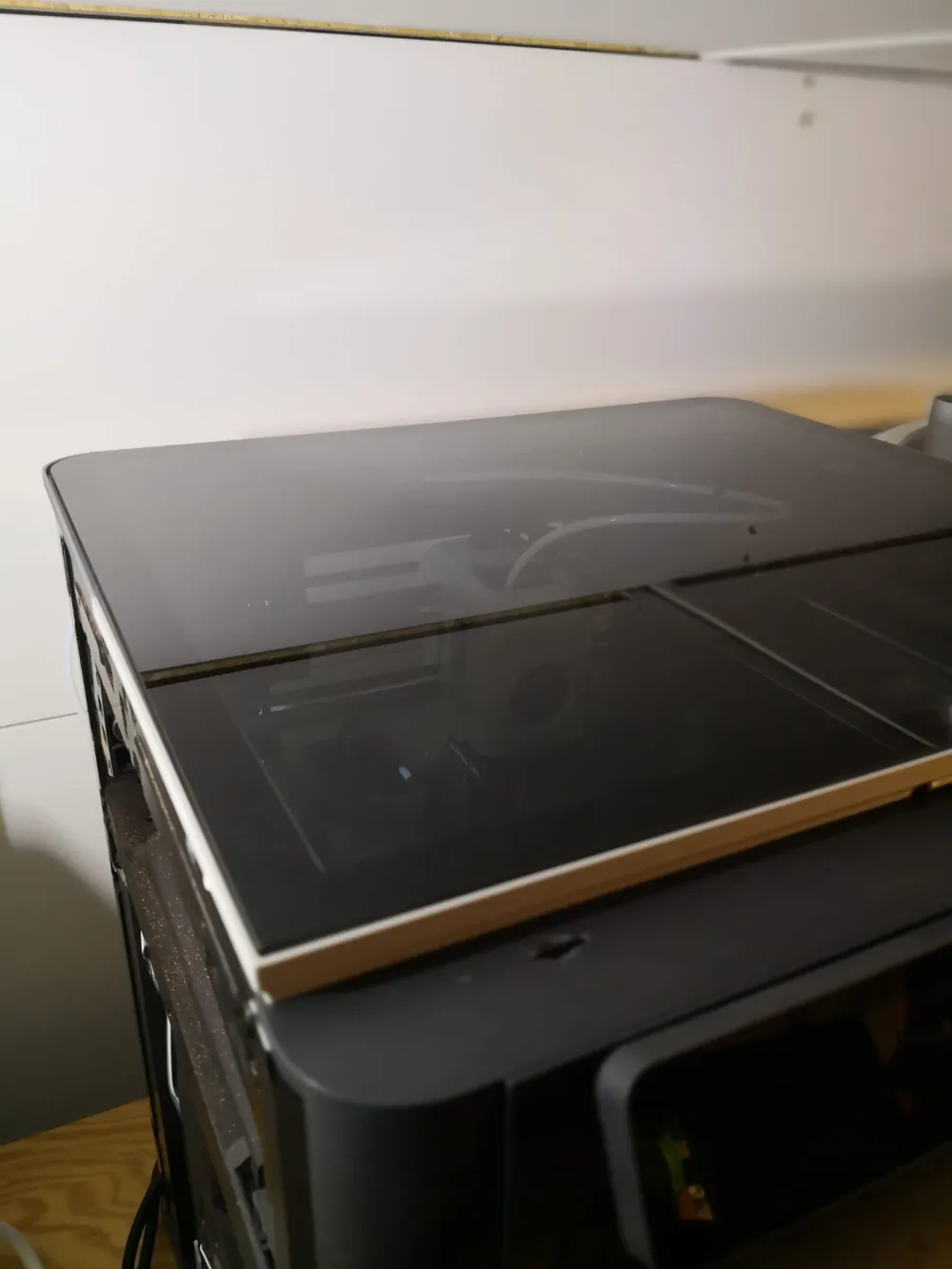 LED Riser for P1P supports cabel management for xtouch display Remixed by printingsolutions.info ...