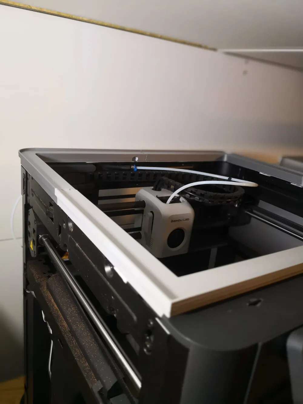 LED Riser for P1P supports cabel management for xtouch display Remixed by printingsolutions.info ...