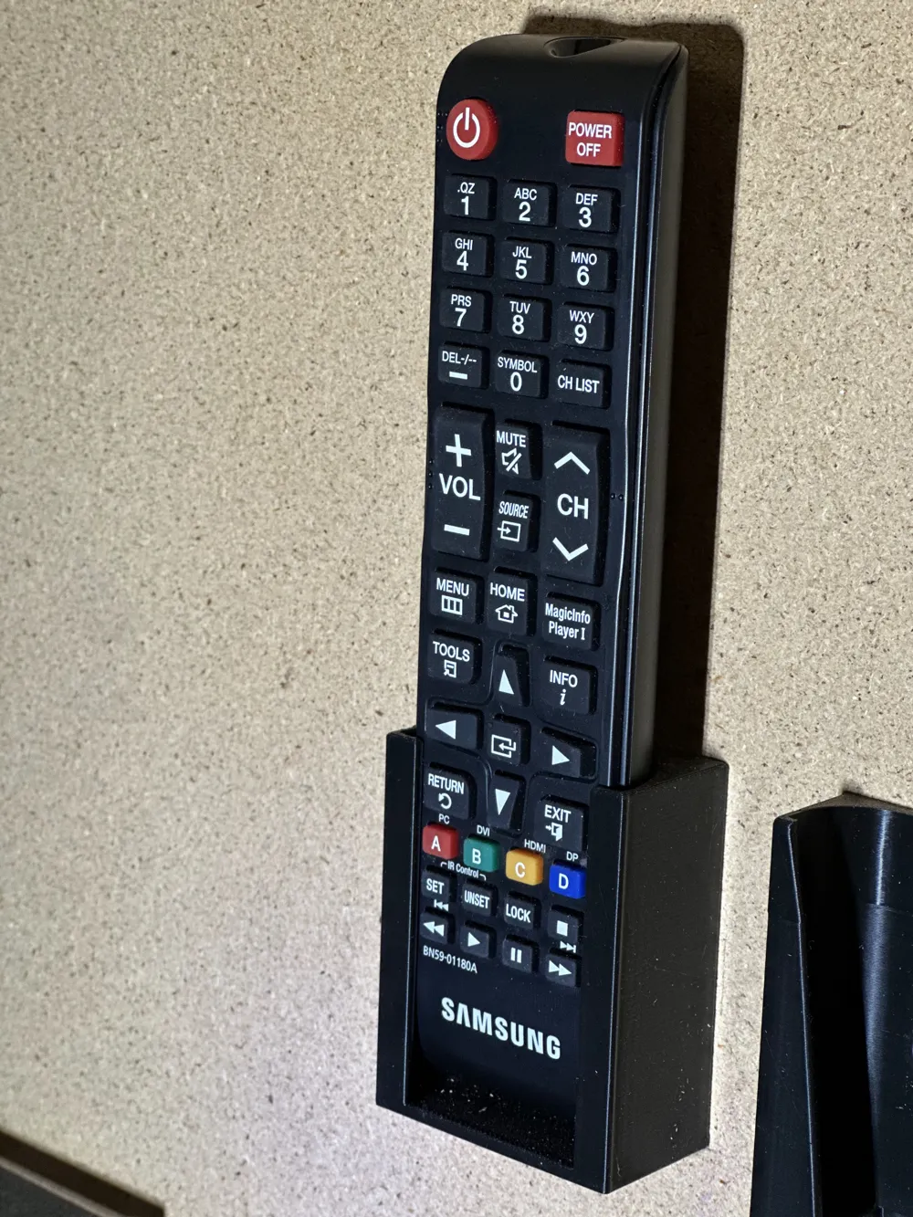 Samsung remote holder - Free 3D Print Model - MakerWorld