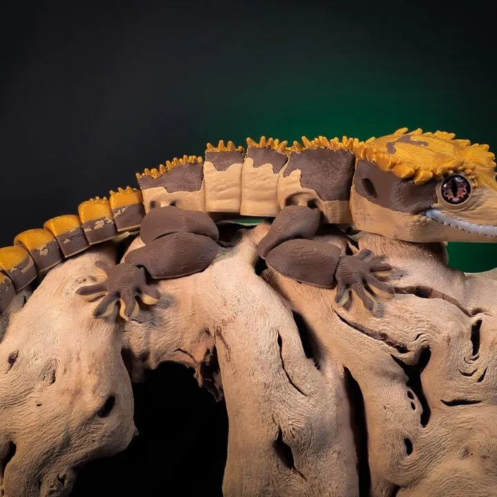 Crested Gecko - Articulated Lizard - Free 3D Print Model - MakerWorld
