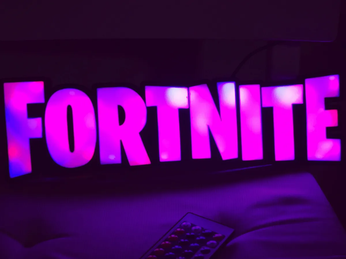 fortnite lamp - Free 3D Print Model - MakerWorld
