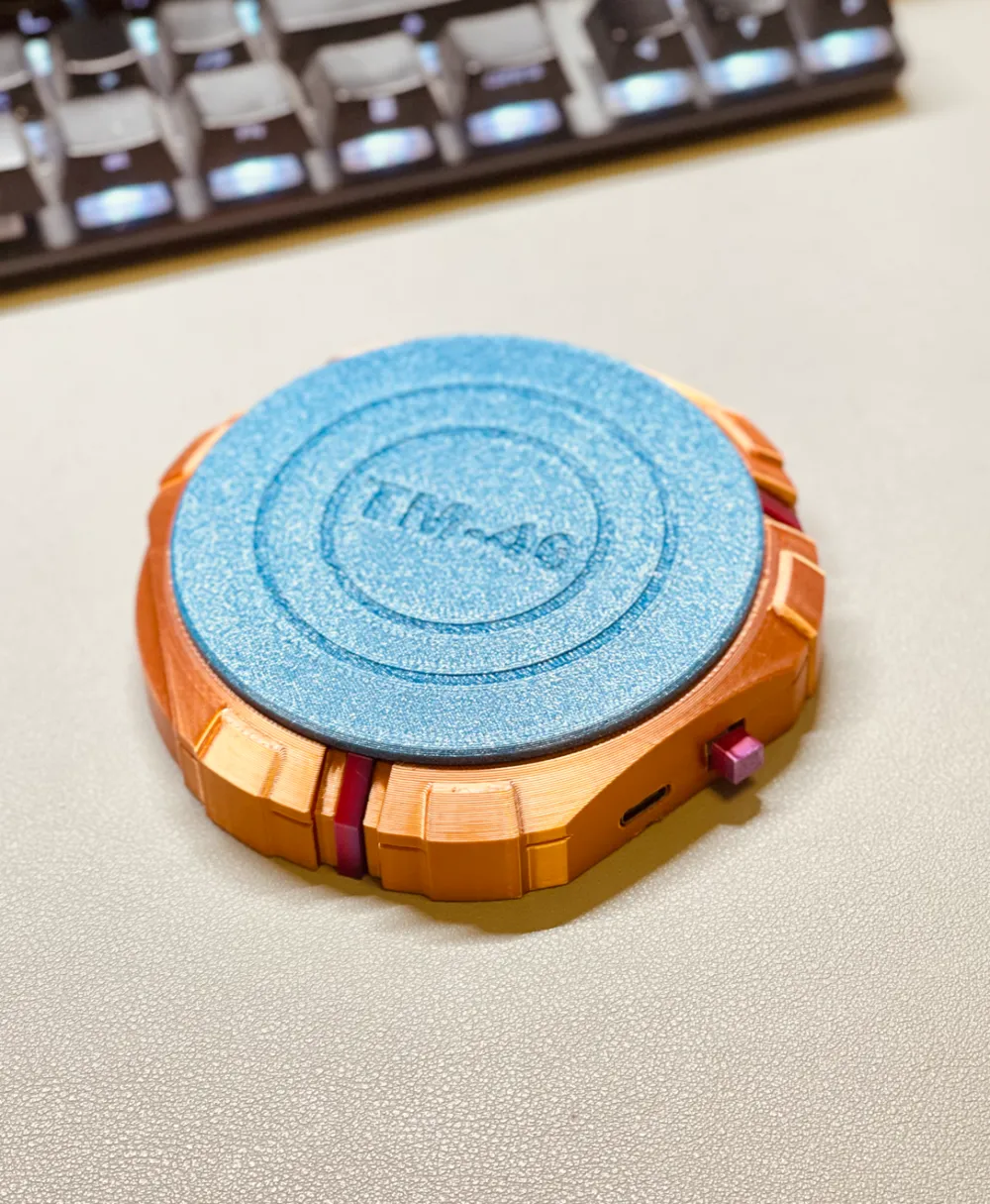 Rechargeable Mini Display turntable by 上进的up主 MakerWorld: Download Free ...