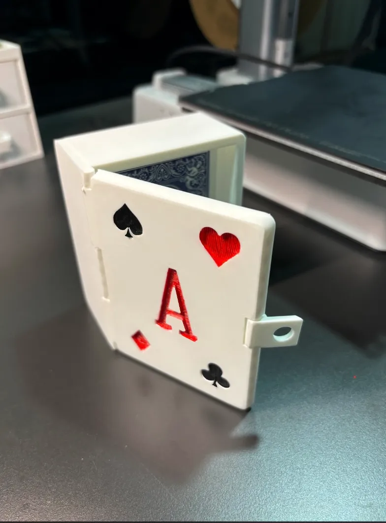 print in place hinged playing card box - Free 3D Print Model - MakerWorld