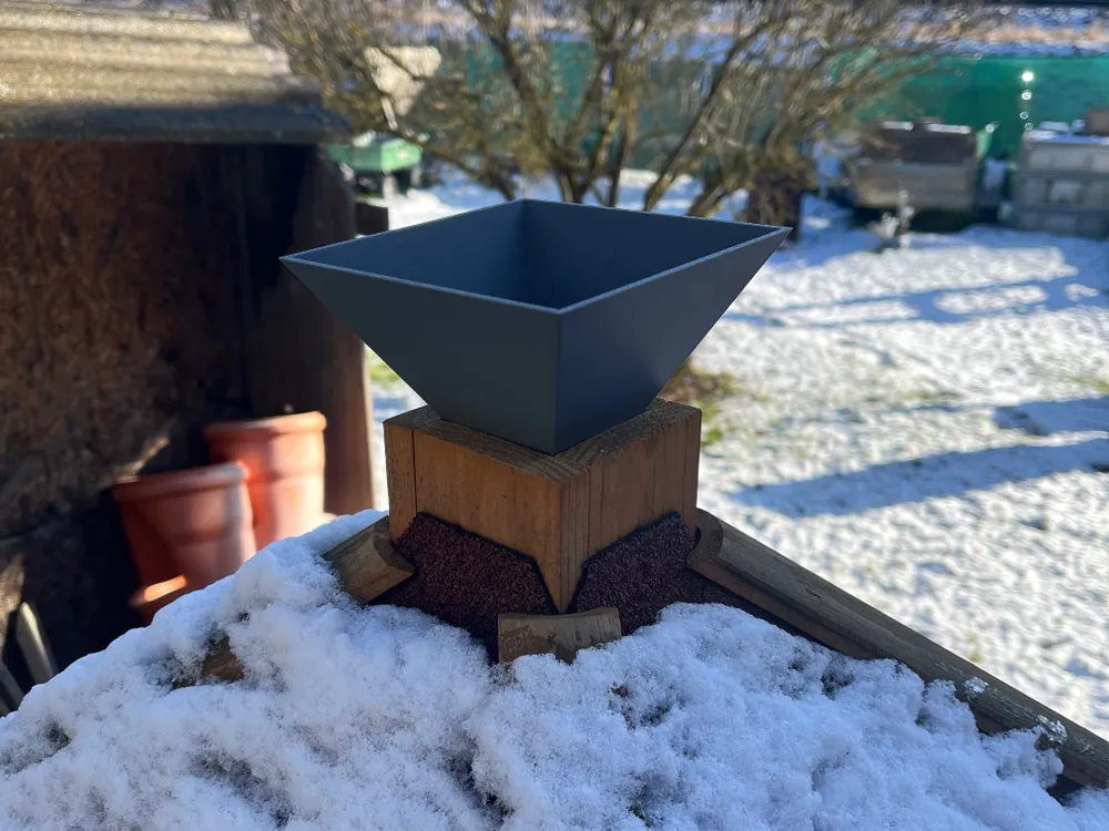 Funnel Bird Food Birdhouse Square - Free 3D Print Model - MakerWorld