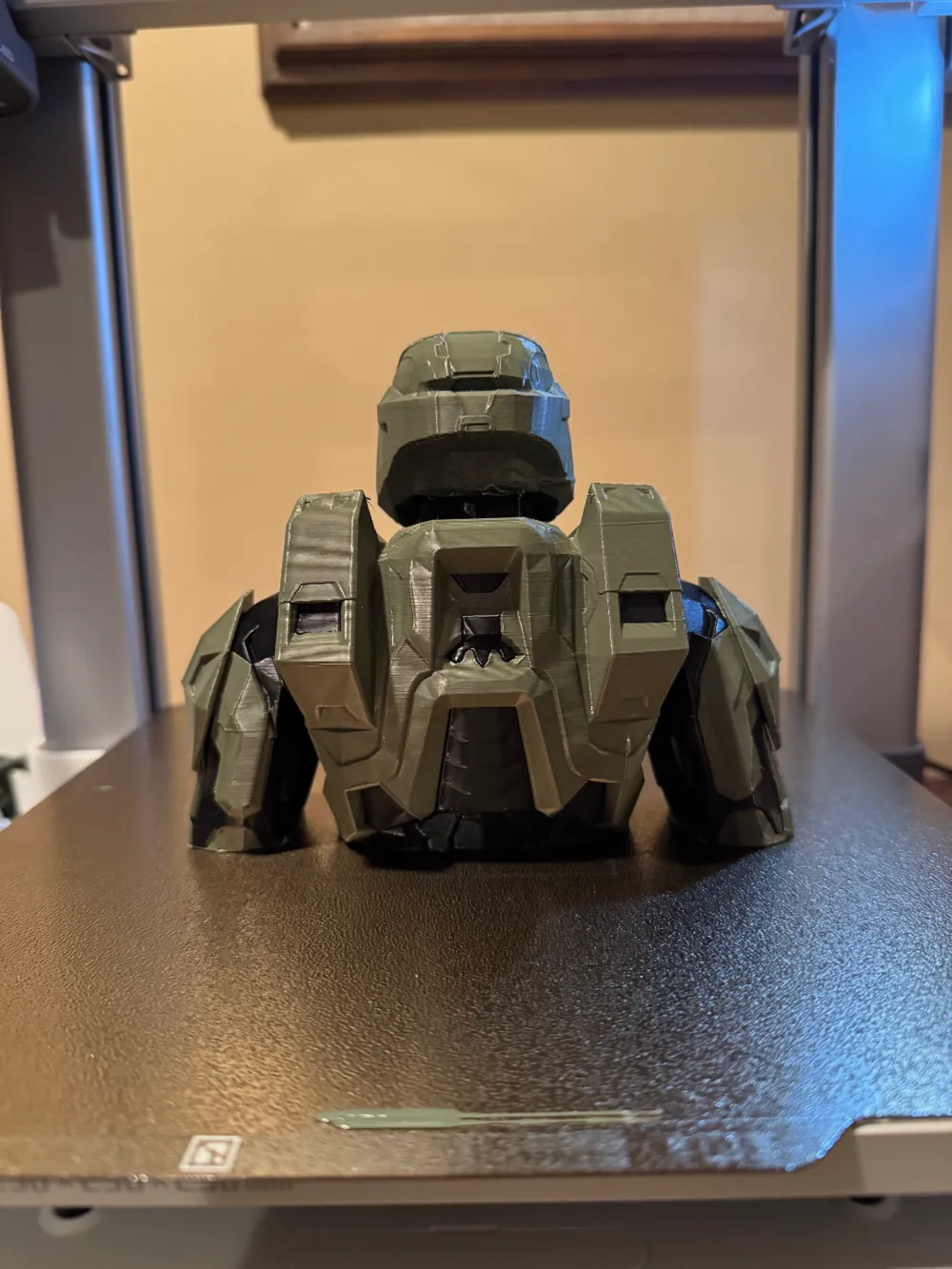Busto do Master Chief com cores Remixado por HomieJaime MakerWorld ...