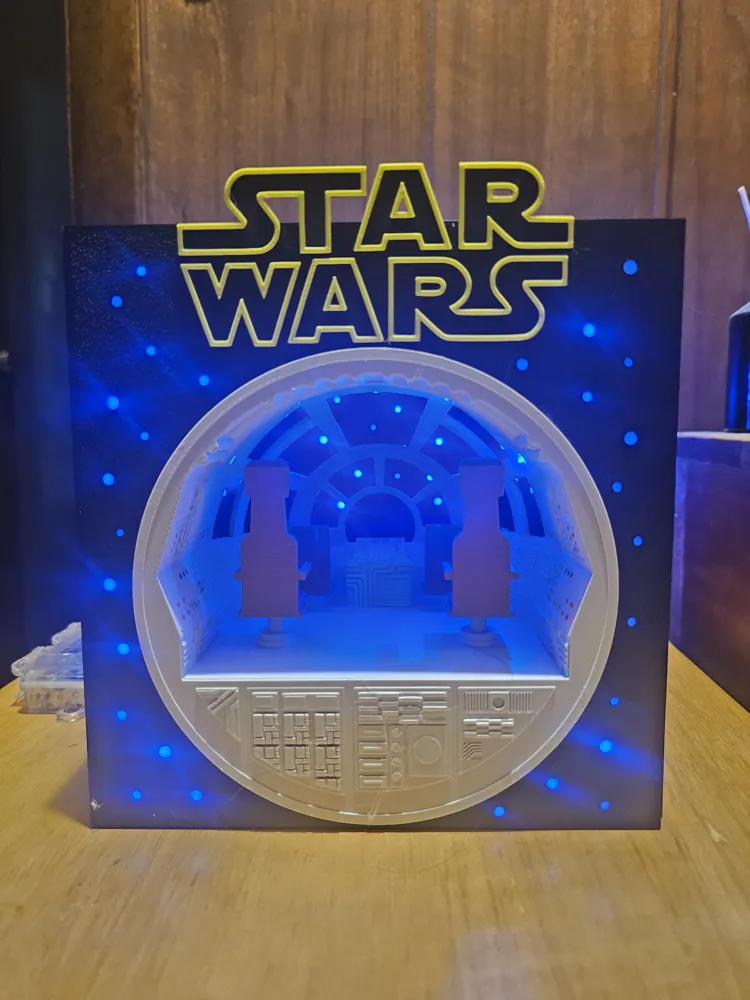 Star Wars Millennium Falcon Book Nook by Ryschweitzer MakerWorld ...