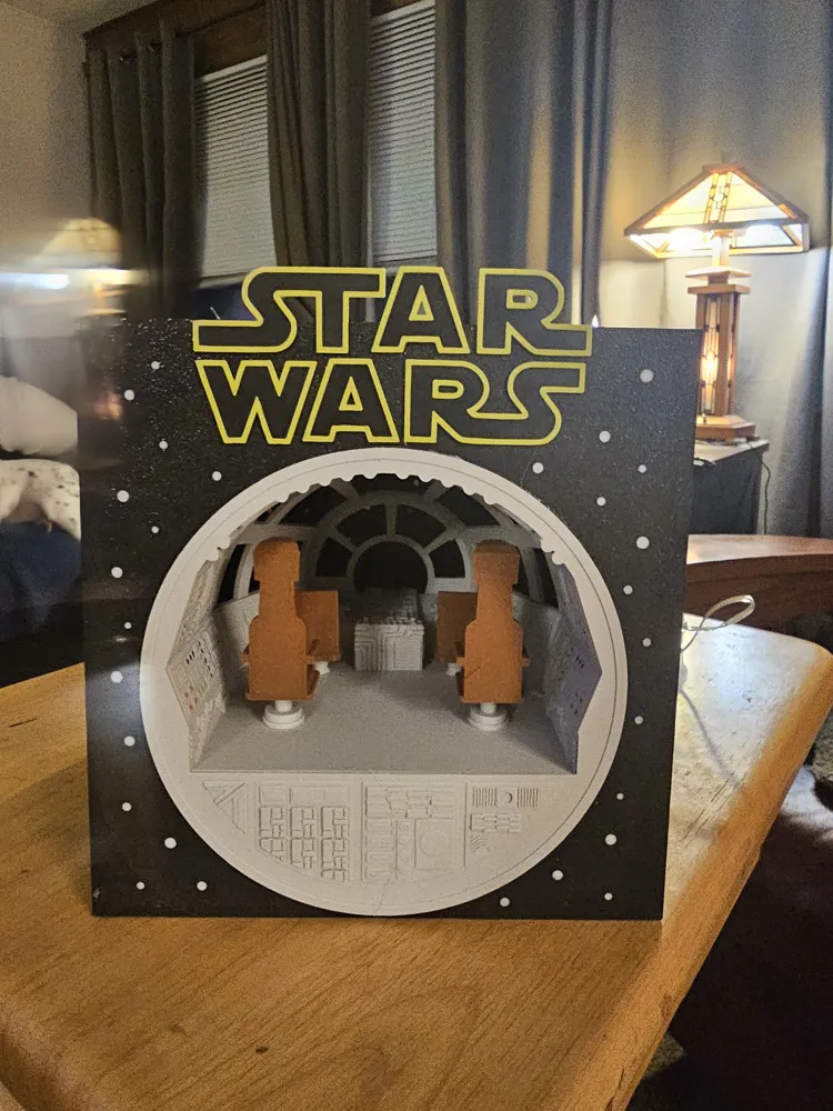 Star Wars Millennium Falcon Book Nook by Ryschweitzer MakerWorld ...