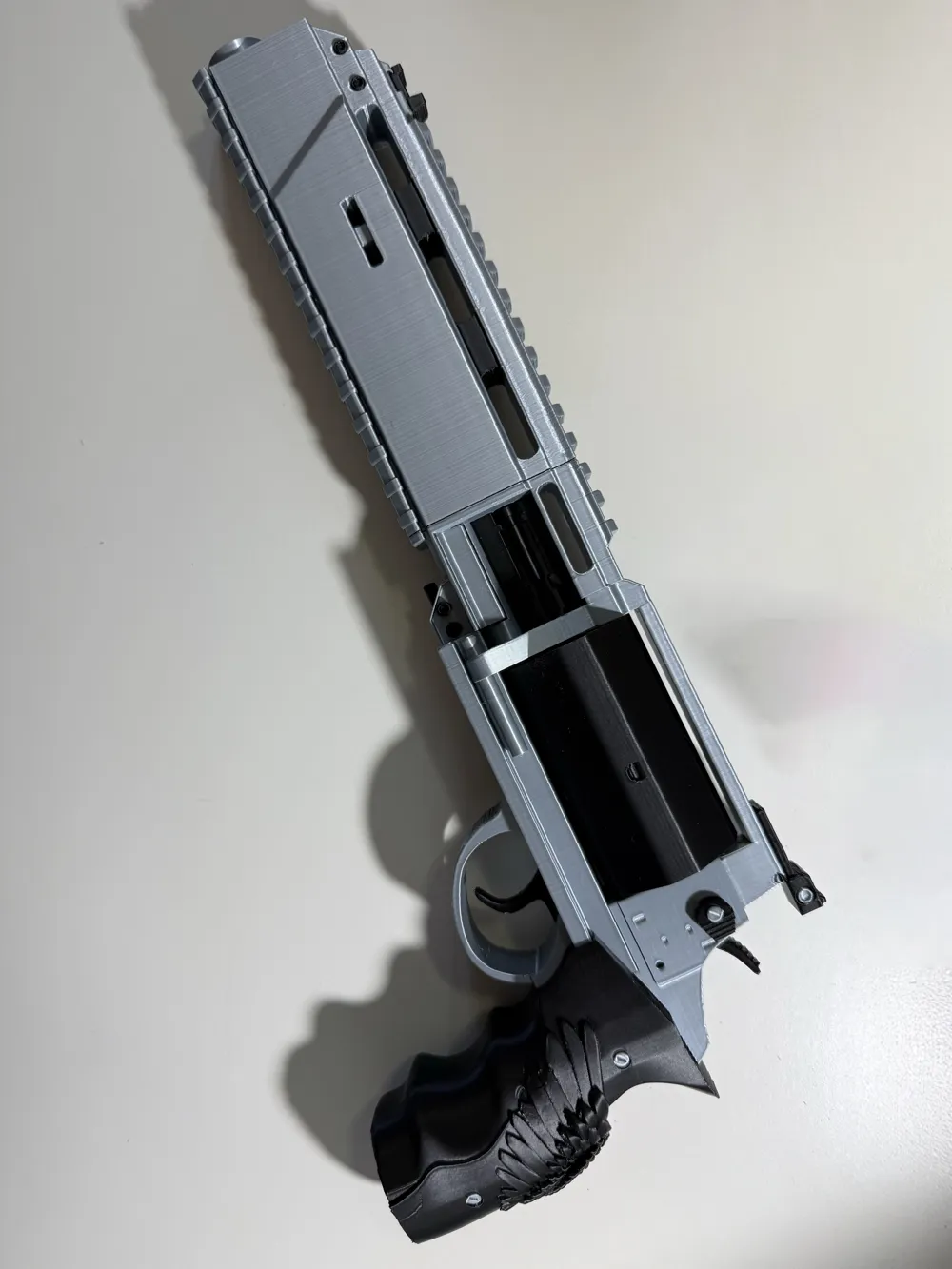 Resident Evil 9 Requiem Magnum - Full Scale Prop - Free 3D Print Model ...