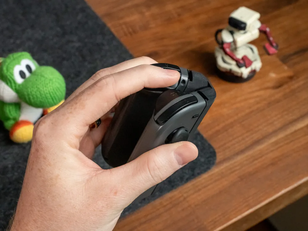 One-Handed Joy-Con Grip for Nintendo Switch - Free 3D Print Model ...