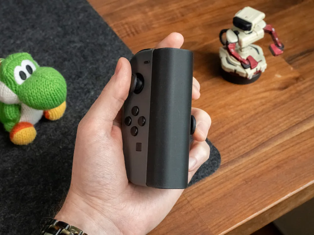 One-Handed Joy-Con Grip for Nintendo Switch - Free 3D Print Model ...